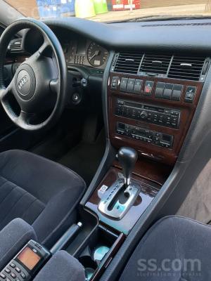 Grey Audi A8 1998 in Riga, with an engine capacity of 4.20 L and mileage of 182 thousand km for 5100 €, photo 11 on AUTOMOTO.COM.LV