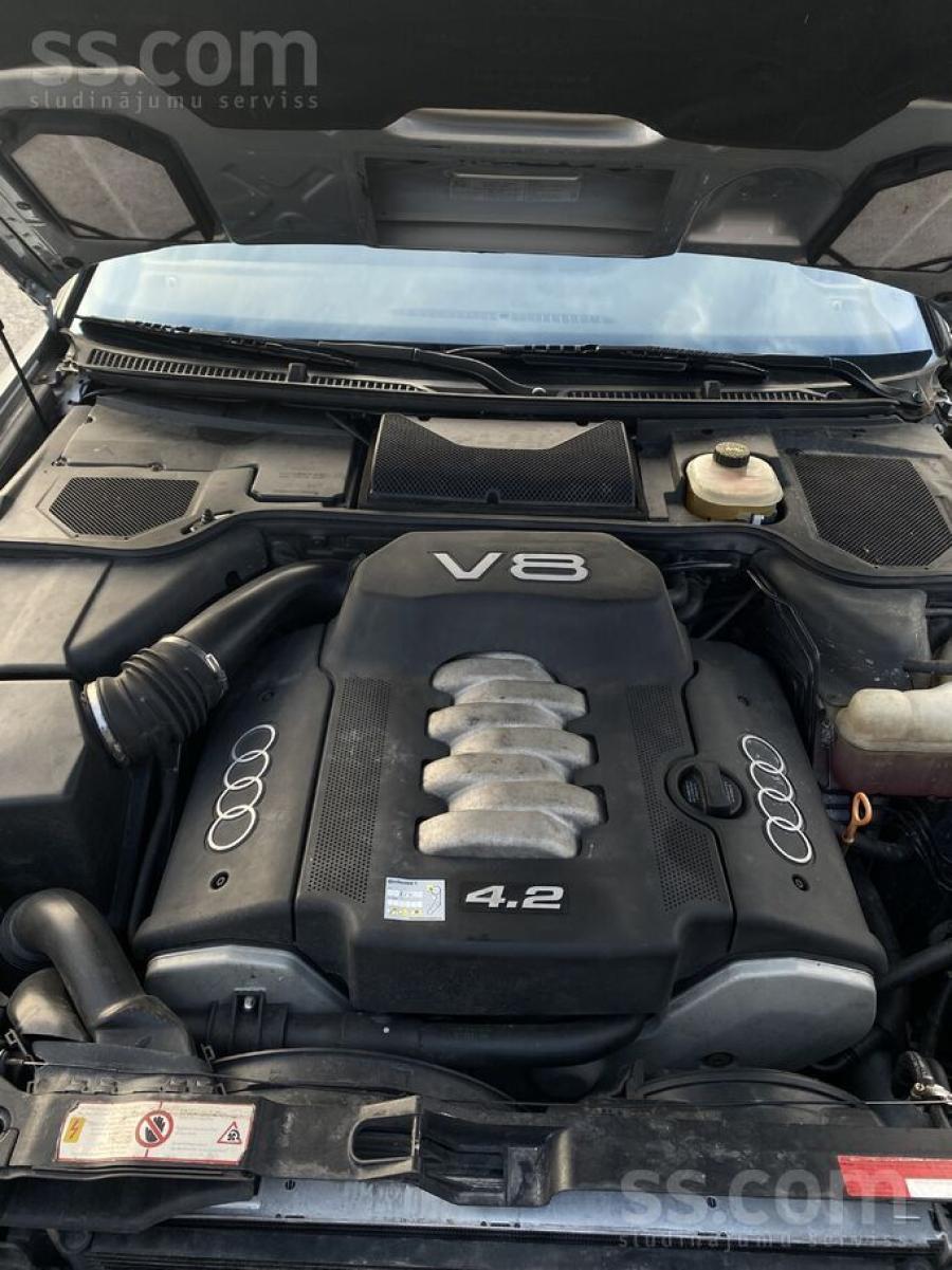 Grey Audi A8 1998 in Riga, with an engine capacity of 4.20 L and mileage of 182 thousand km for 5100 €, photo 20 on AUTOMOTO.COM.LV