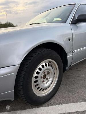 Grey Audi A8 1998 in Klaipeda, with an engine capacity of 2.50 L and mileage of 501 thousand km for 1150 €, photo 7 on AUTOMOTO.COM.LV