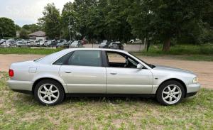 Pelēks Audi A8 2001 Rīga, ar dzinēja tilpumu 4.20 L un nobraukumu 87 tūkst. km par 12600 €, foto 6 vietnē AUTOMOTO.COM.LV