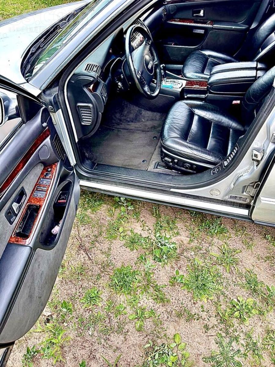 Pelēks Audi A8 2001 Rīga, ar dzinēja tilpumu 4.20 L un nobraukumu 87 tūkst. km par 12600 €, foto 8 vietnē AUTOMOTO.COM.LV
