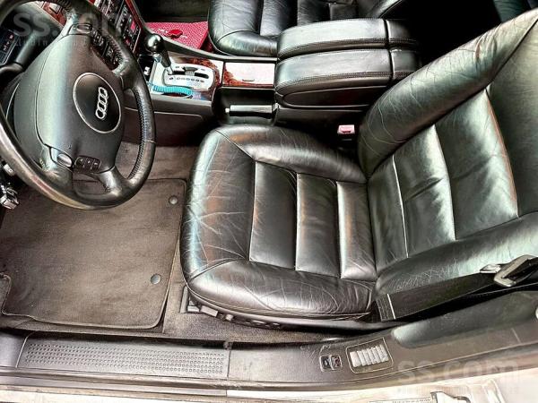 Grey Audi A8 2001 in Riga, with an engine capacity of 4.20 L and mileage of 87 thousand km for 12600 €, photo 8 on AUTOMOTO.COM.LV