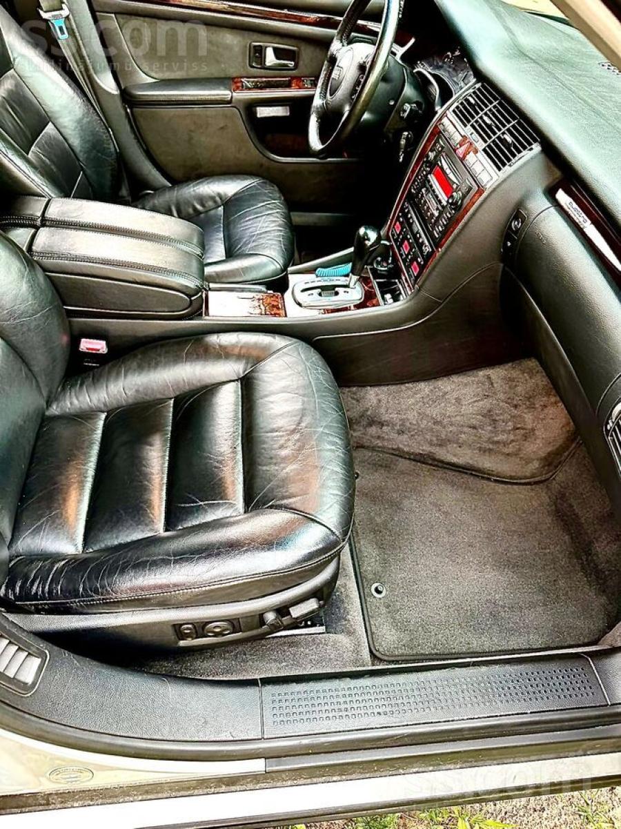Pelēks Audi A8 2001 Rīga, ar dzinēja tilpumu 4.20 L un nobraukumu 87 tūkst. km par 12600 €, foto 16 vietnē AUTOMOTO.COM.LV