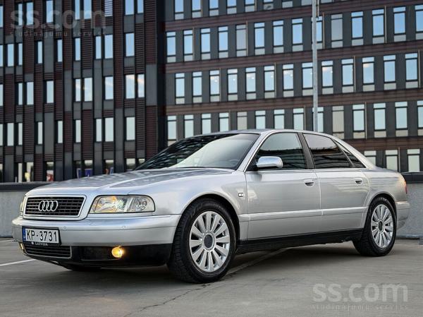 Pelēks Audi A8 2001 Rīga, ar dzinēja tilpumu 2.50 L un nobraukumu 360 tūkst. km par 3000 €, foto 2 vietnē AUTOMOTO.COM.LV