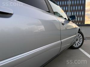 Grey Audi A8 2001 in Riga, with an engine capacity of 2.50 L and mileage of 360 thousand km for 3000 €, photo 6 on AUTOMOTO.COM.LV