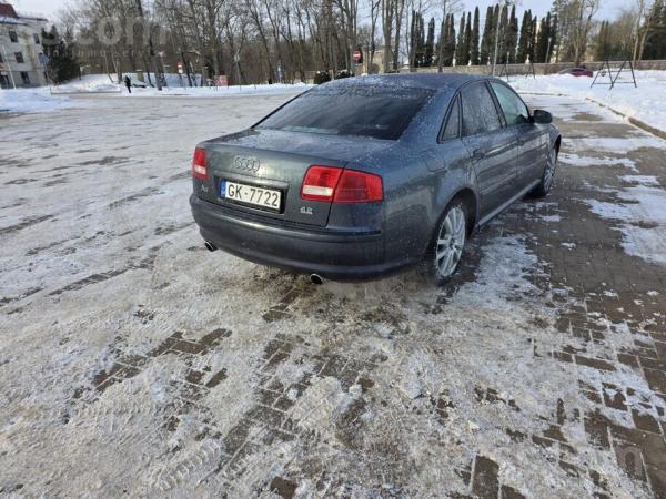 Grey Audi A8 2002 in Riga, with an engine capacity of 4.20 L and mileage of 413 thousand km for 4500 €, photo 3 on AUTOMOTO.COM.LV
