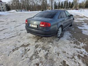 Pelēks Audi A8 2002 Rīga, ar dzinēja tilpumu 4.20 L un nobraukumu 413 tūkst. km par 4500 €, foto 3 vietnē AUTOMOTO.COM.LV