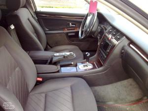 Grey Audi A8 2002 in Akmene, with an engine capacity of 2.50 L and mileage of 290 thousand km for 4550 €, photo 10 on AUTOMOTO.COM.LV