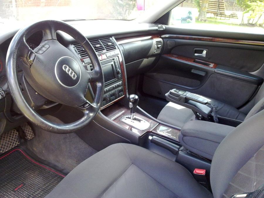Grey Audi A8 2002 in Akmene, with an engine capacity of 2.50 L and mileage of 290 thousand km for 4550 €, photo 12 on AUTOMOTO.COM.LV