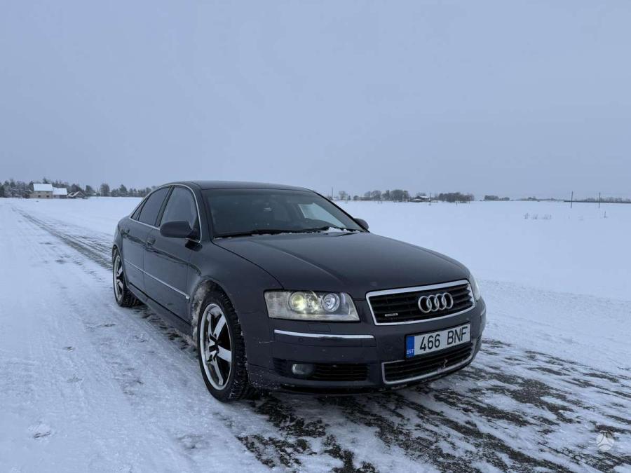 Pelēks Audi A8 2003 Panevēža, ar dzinēja tilpumu 3.94 L un nobraukumu 300 tūkst. km par 2550 €, foto 1 vietnē AUTOMOTO.COM.LV