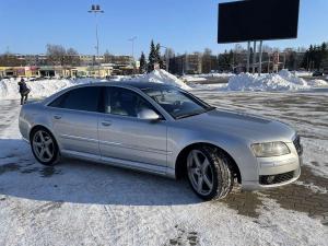 Pelēks Audi A8 2003 Panevēža, ar dzinēja tilpumu 4.20 L un nobraukumu 390 tūkst. km par 3800 €, foto 9 vietnē AUTOMOTO.COM.LV