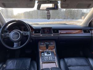 Pelēks Audi A8 2003 Panevēža, ar dzinēja tilpumu 4.20 L un nobraukumu 390 tūkst. km par 3800 €, foto 17 vietnē AUTOMOTO.COM.LV