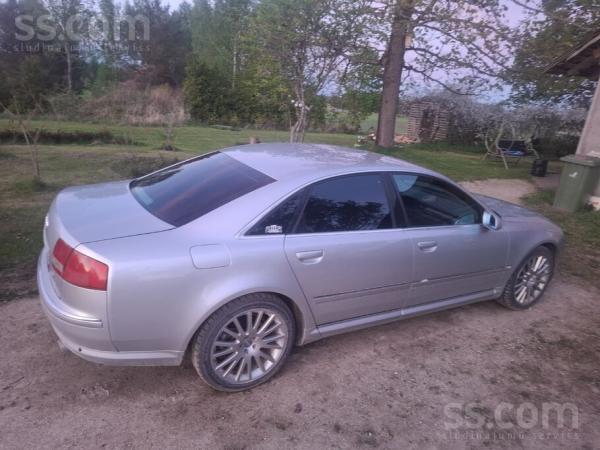 Серый Ауди А8 2003 в Валмиера, объемом двигателя 3.70 л и пробегом 409 тыс. км за 4190 €, фото 3 на AUTOMOTO.COM.LV