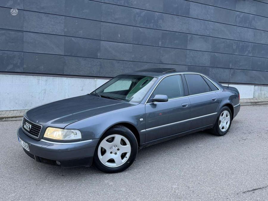 Pelēks Audi A8 2003 Viļņa, ar dzinēja tilpumu 2.50 L un nobraukumu 300 tūkst. km par 1650 €, foto 1 vietnē AUTOMOTO.COM.LV
