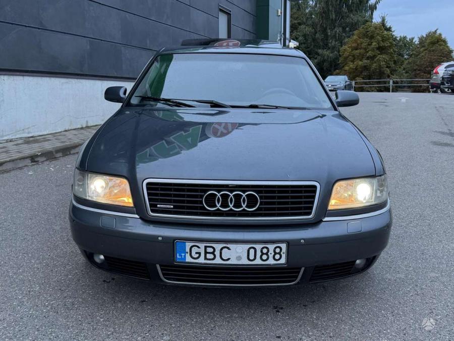 Pelēks Audi A8 2003 Viļņa, ar dzinēja tilpumu 2.50 L un nobraukumu 300 tūkst. km par 1650 €, foto 4 vietnē AUTOMOTO.COM.LV