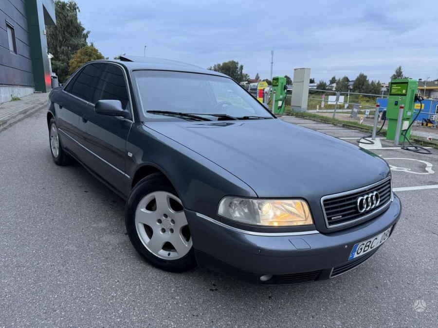 Pelēks Audi A8 2003 Viļņa, ar dzinēja tilpumu 2.50 L un nobraukumu 300 tūkst. km par 1650 €, foto 5 vietnē AUTOMOTO.COM.LV