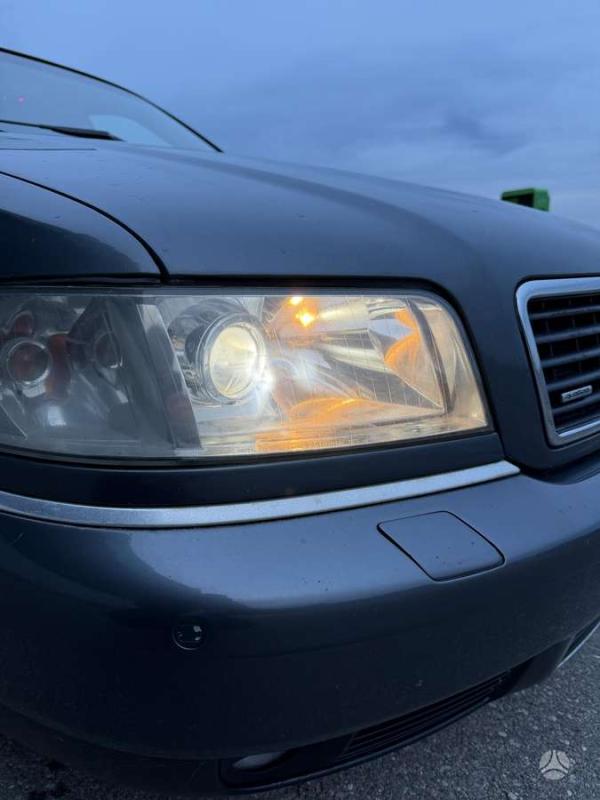 Grey Audi A8 2003 in Vilnius, with an engine capacity of 2.50 L and mileage of 300 thousand km for 1650 €, photo 6 on AUTOMOTO.COM.LV