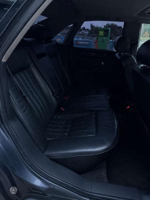 Pelēks Audi A8 2003 Viļņa, ar dzinēja tilpumu 2.50 L un nobraukumu 300 tūkst. km par 1650 €, foto 22 vietnē AUTOMOTO.COM.LV