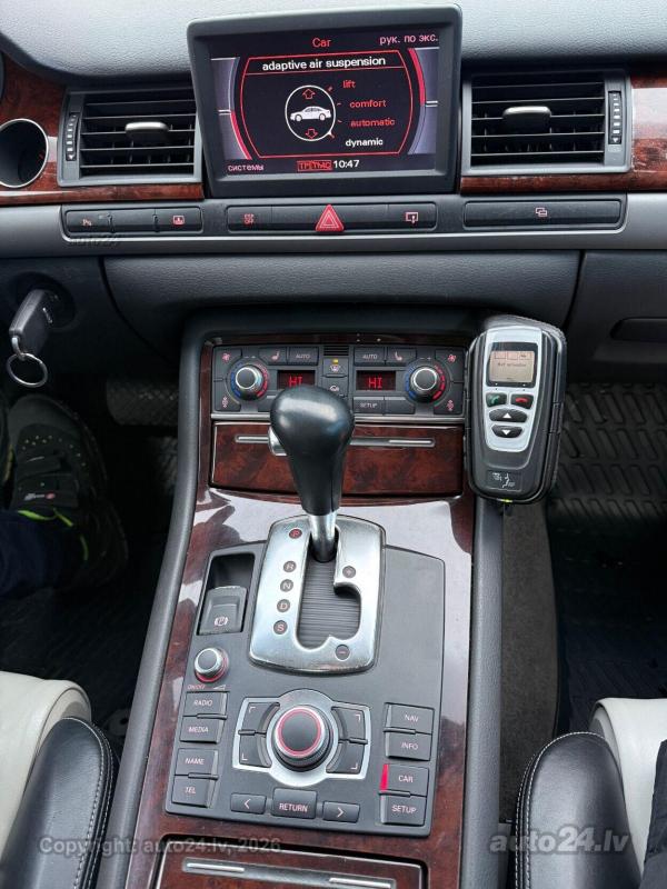Pelēks Audi A8 2004 Tallina, ar dzinēja tilpumu 3.00 L un nobraukumu 362 tūkst. km par 6700 €, foto 11 vietnē AUTOMOTO.COM.LV