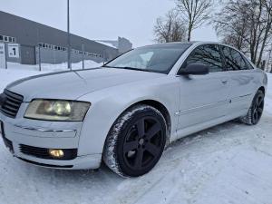 Grey Audi A8 2004 in Plunge, with an engine capacity of 3.00 L and mileage of 422 thousand km for 2750 €, photo 8 on AUTOMOTO.COM.LV