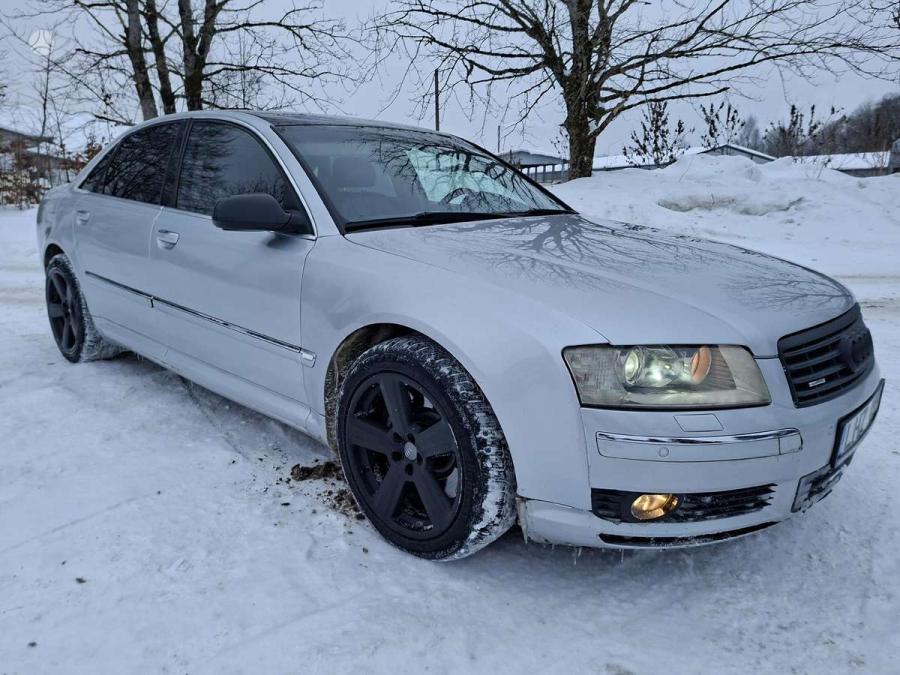 Grey Audi A8 2004 in Plunge, with an engine capacity of 3.00 L and mileage of 422 thousand km for 2750 €, photo 15 on AUTOMOTO.COM.LV