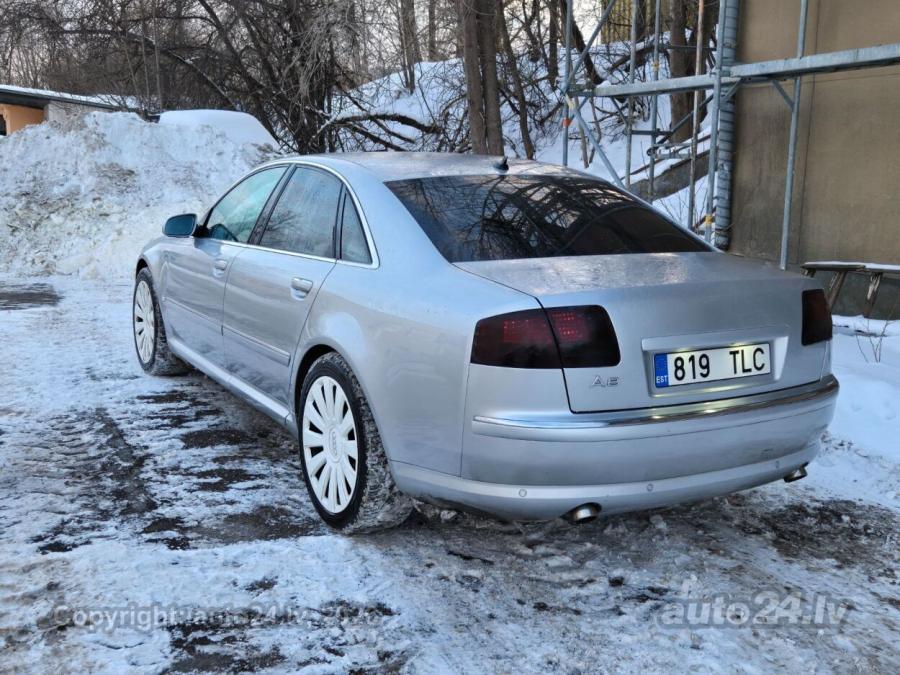 Pelēks Audi A8 2004 Tallina, ar dzinēja tilpumu 3.90 L un nobraukumu 470 tūkst. km par 4799 €, foto 3 vietnē AUTOMOTO.COM.LV