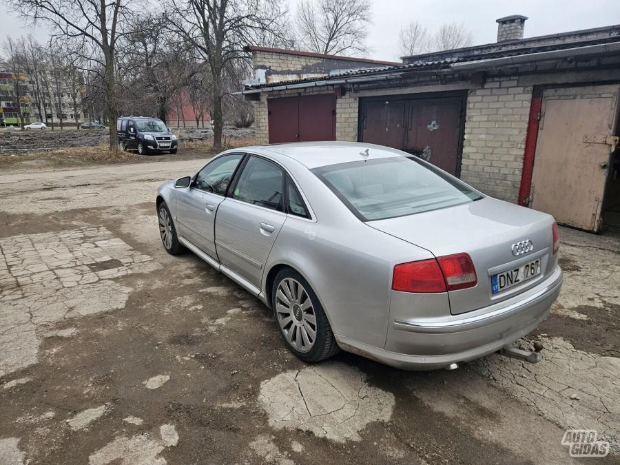 Grey Audi A8 2004 in Klaipeda, with an engine capacity of 3.90 L and mileage of 3900 thousand km for 2319 €, photo 13 on AUTOMOTO.COM.LV
