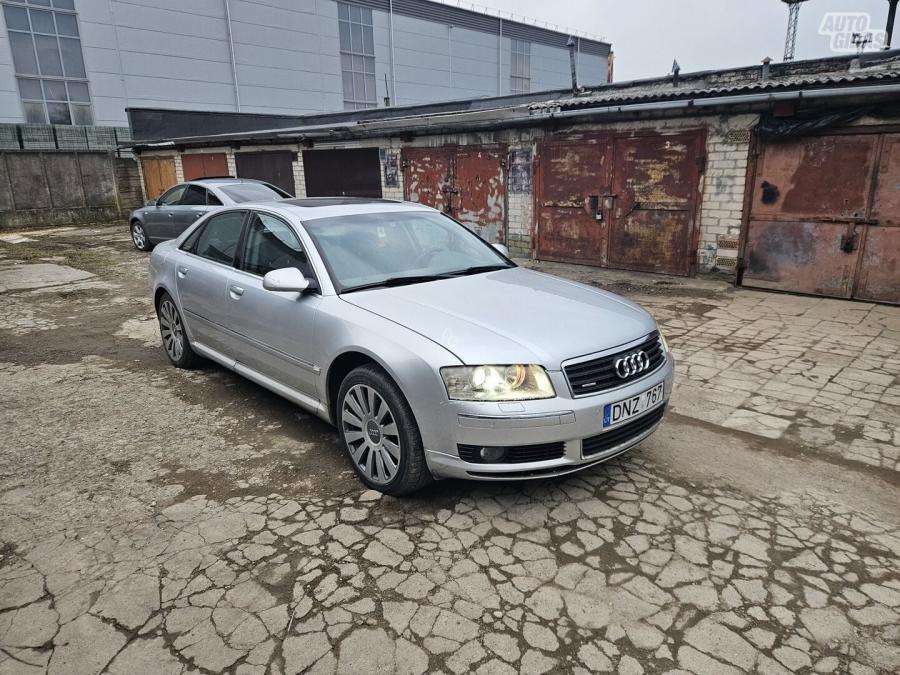 Grey Audi A8 2004 in Klaipeda, with an engine capacity of 3.90 L and mileage of 3900 thousand km for 2319 €, photo 15 on AUTOMOTO.COM.LV