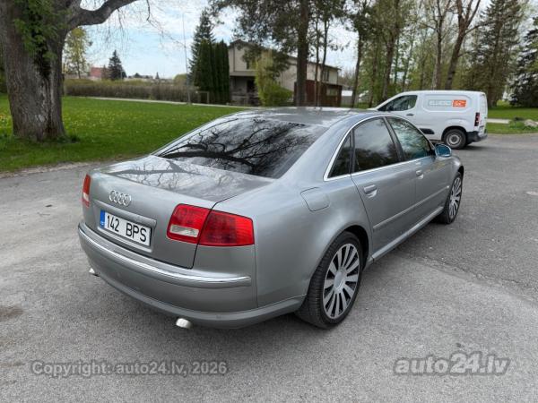 Pelēks Audi A8 2004 Tallina, ar dzinēja tilpumu 3.00 L un nobraukumu 0 tūkst. km par 2200 €, foto 4 vietnē AUTOMOTO.COM.LV