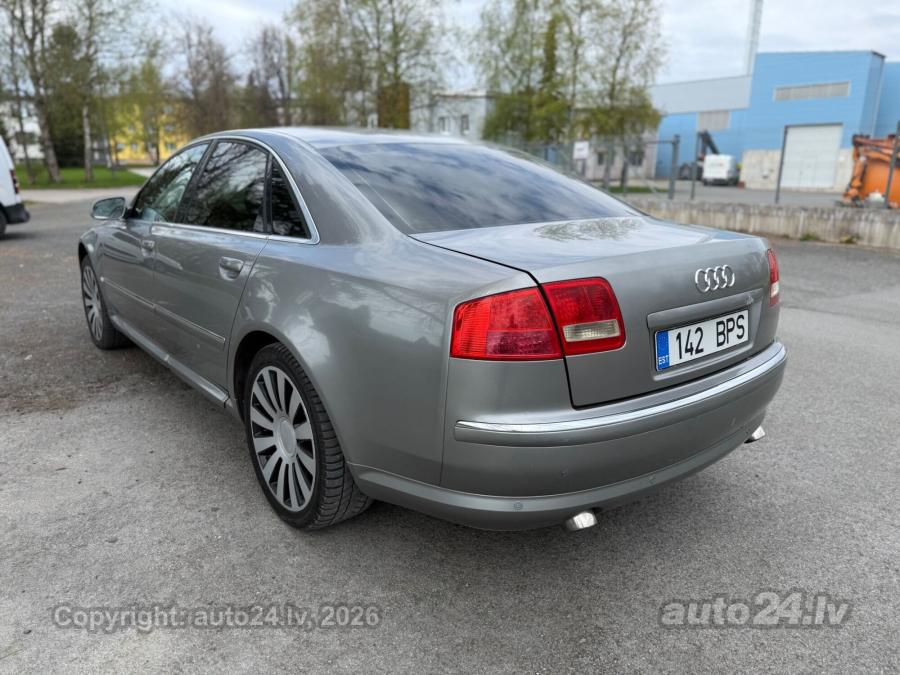 Pelēks Audi A8 2004 Tallina, ar dzinēja tilpumu 3.00 L un nobraukumu 0 tūkst. km par 2200 €, foto 6 vietnē AUTOMOTO.COM.LV