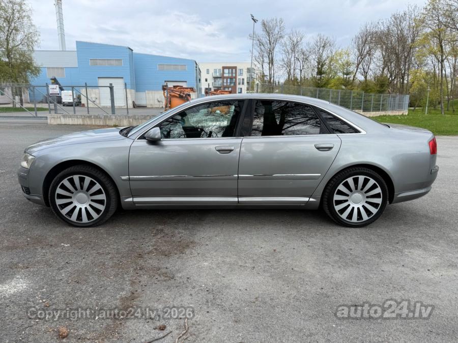 Pelēks Audi A8 2004 Tallina, ar dzinēja tilpumu 3.00 L un nobraukumu 0 tūkst. km par 2200 €, foto 7 vietnē AUTOMOTO.COM.LV