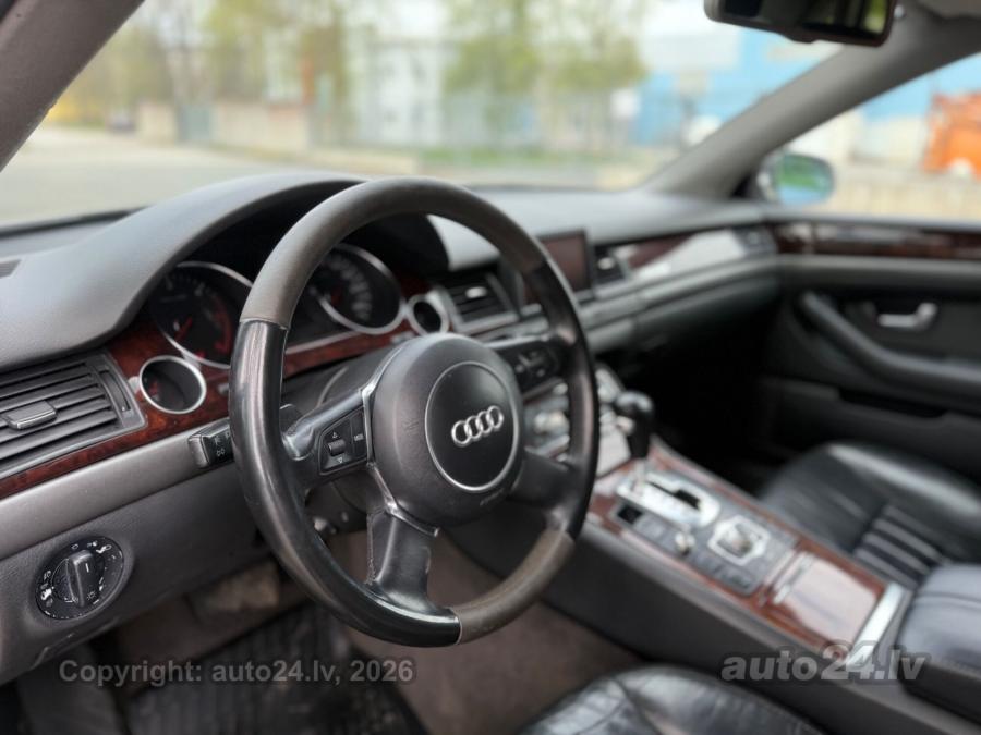 Pelēks Audi A8 2004 Tallina, ar dzinēja tilpumu 3.00 L un nobraukumu 0 tūkst. km par 2200 €, foto 8 vietnē AUTOMOTO.COM.LV
