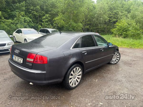 Серый Ауди А8 2004 в Таллин, объемом двигателя 3.90 л и пробегом 490 тыс. км за 1999 €, фото 2 на AUTOMOTO.COM.LV