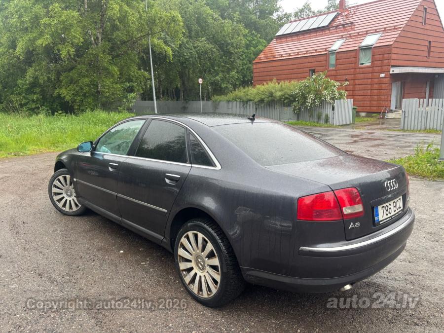 Pelēks Audi A8 2004 Tallina, ar dzinēja tilpumu 3.90 L un nobraukumu 490 tūkst. km par 1999 €, foto 4 vietnē AUTOMOTO.COM.LV