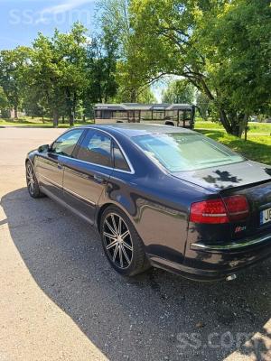 Pelēks Audi A8 2004 Valmiera, ar dzinēja tilpumu 3.00 L un nobraukumu 400 tūkst. km par 2511 €, foto 3 vietnē AUTOMOTO.COM.LV