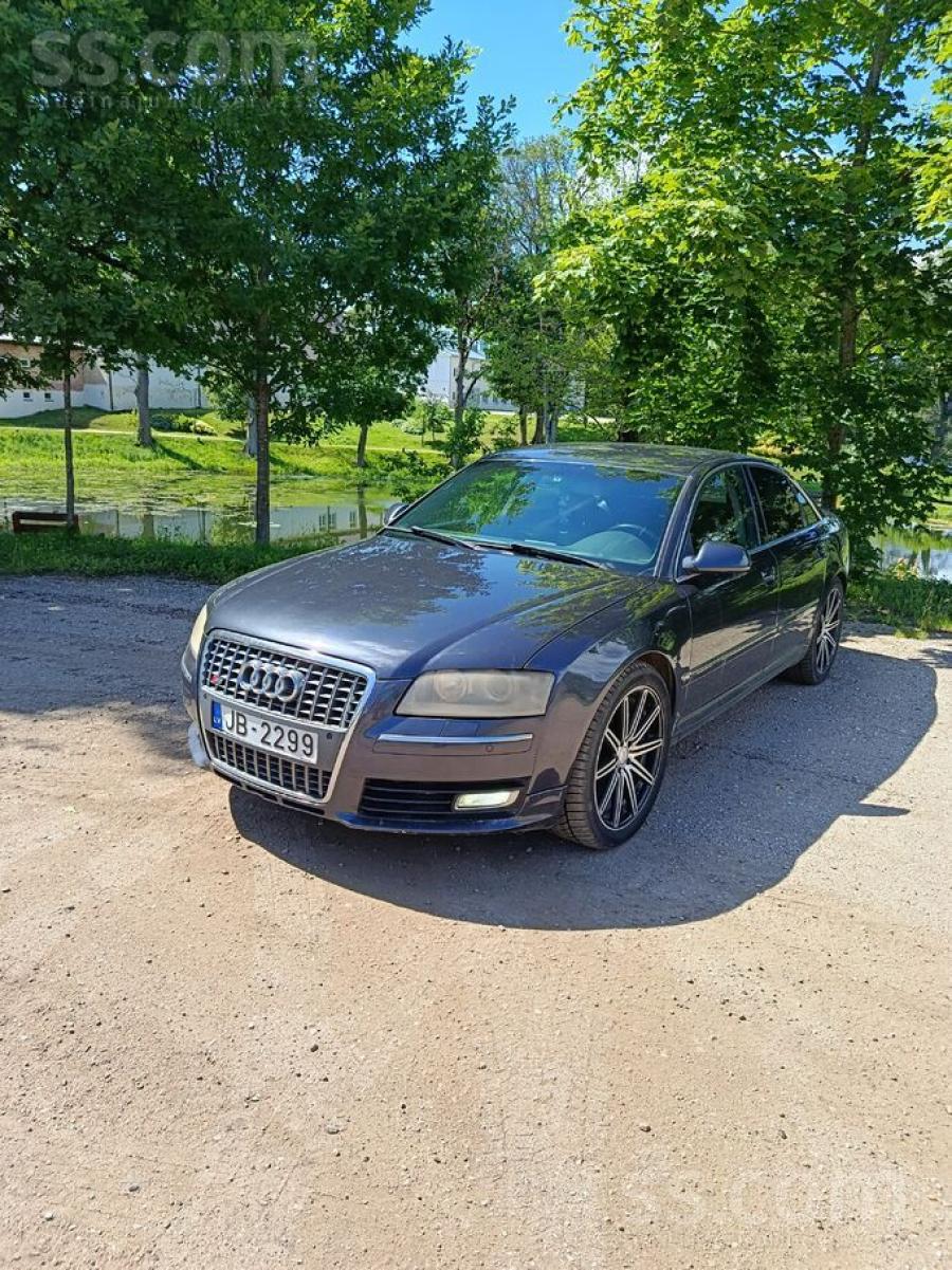 Pelēks Audi A8 2004 Valmiera, ar dzinēja tilpumu 3.00 L un nobraukumu 400 tūkst. km par 2511 €, foto 7 vietnē AUTOMOTO.COM.LV