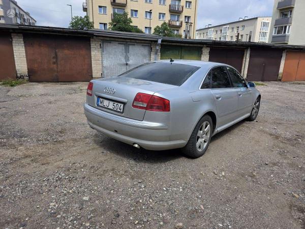 Pelēks Audi A8 2004 Kauņa, ar dzinēja tilpumu 0.00 L un nobraukumu 350 tūkst. km par 1500 €, foto 4 vietnē AUTOMOTO.COM.LV