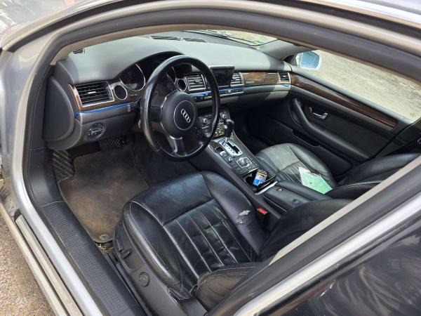 Pelēks Audi A8 2004 Kauņa, ar dzinēja tilpumu 0.00 L un nobraukumu 350 tūkst. km par 1500 €, foto 8 vietnē AUTOMOTO.COM.LV