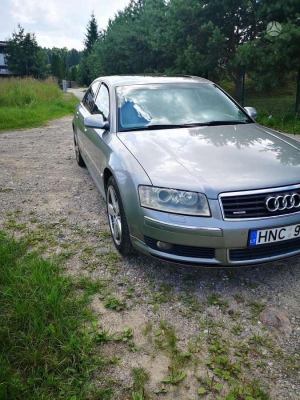 Grey Audi A8 2004 in Vilnius, with an engine capacity of 2.97 L and mileage of 417 thousand km for 2900 €, photo 10 on AUTOMOTO.COM.LV