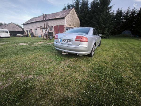Pelēks Audi A8 2004 Kretinga, ar dzinēja tilpumu 4.00 L un nobraukumu 291 tūkst. km par 2750 €, foto 3 vietnē AUTOMOTO.COM.LV