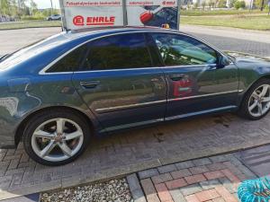 Grey Audi A8 2004 in Rezekne, with an engine capacity of 3.00 L and mileage of 275 thousand km for 5500 €, photo 3 on AUTOMOTO.COM.LV