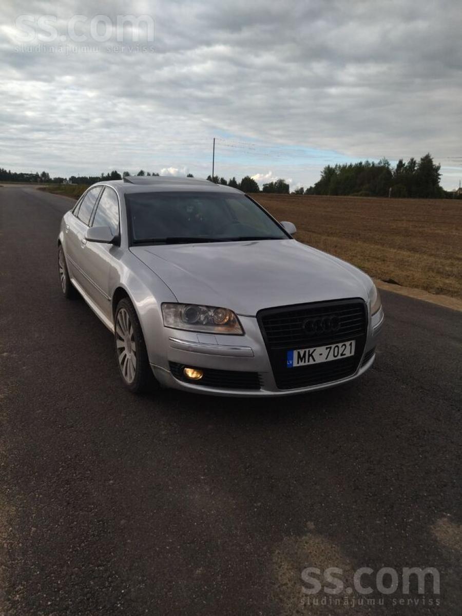 Pelēks Audi A8 2004 Rēzekne, ar dzinēja tilpumu 3.00 L un nobraukumu 356 tūkst. km par 3600 €, foto 3 vietnē AUTOMOTO.COM.LV