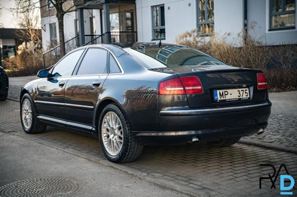 Pelēks Audi A8 2005 Rīga, ar dzinēja tilpumu 4.20 L un nobraukumu 411 tūkst. km par 3590 €, foto 2 vietnē AUTOMOTO.COM.LV