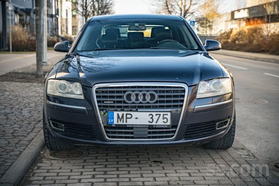 Grey Audi A8 2005 in Riga, with an engine capacity of 4.20 L and mileage of 0 thousand km for 2590 €, photo 3 on AUTOMOTO.COM.LV