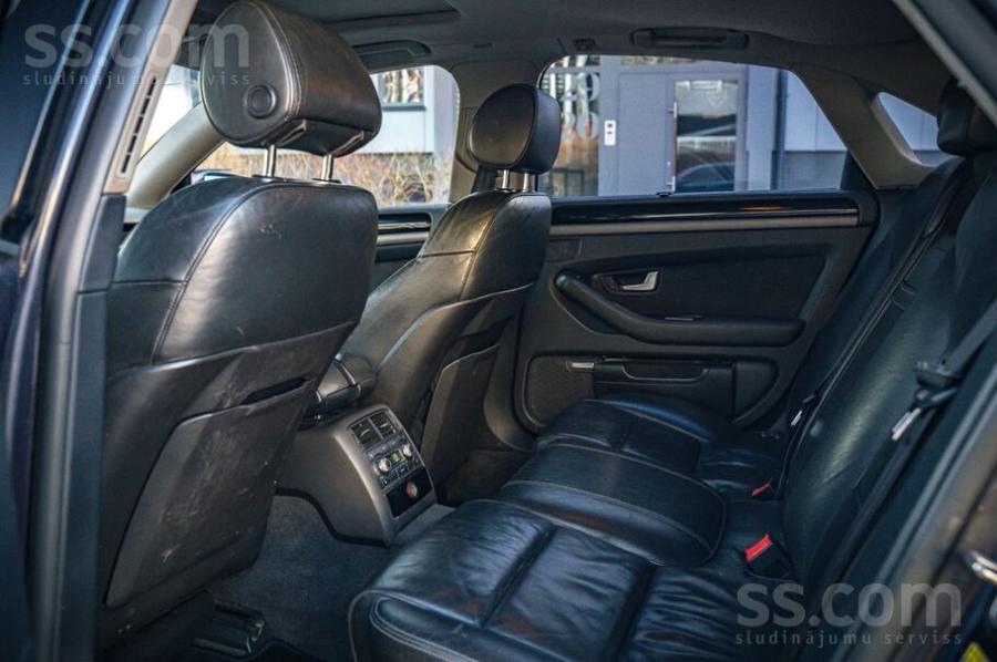 Grey Audi A8 2005 in Riga, with an engine capacity of 4.20 L and mileage of 0 thousand km for 2590 €, photo 12 on AUTOMOTO.COM.LV
