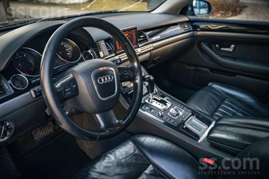 Grey Audi A8 2005 in Riga, with an engine capacity of 4.20 L and mileage of 0 thousand km for 2590 €, photo 14 on AUTOMOTO.COM.LV
