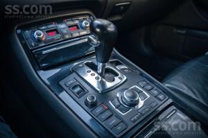 Grey Audi A8 2005 in Riga, with an engine capacity of 4.20 L and mileage of 0 thousand km for 2590 €, photo 17 on AUTOMOTO.COM.LV