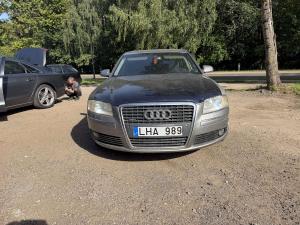 Grey Audi A8 2005 in Kaunas, with an engine capacity of 2.97 L and mileage of 400 thousand km for 2500 €, photo  on AUTOMOTO.COM.LV