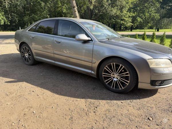 Pelēks Audi A8 2005 Kauņa, ar dzinēja tilpumu 2.97 L un nobraukumu 400 tūkst. km par 2500 €, foto 2 vietnē AUTOMOTO.COM.LV