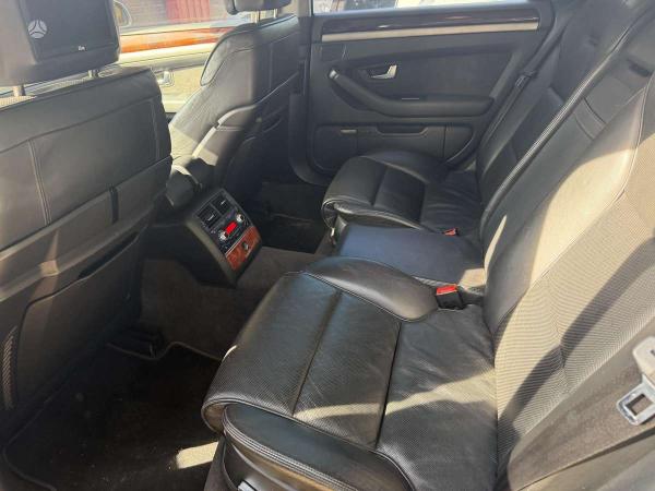 Pelēks Audi A8 2005 Kauņa, ar dzinēja tilpumu 2.97 L un nobraukumu 400 tūkst. km par 2500 €, foto 8 vietnē AUTOMOTO.COM.LV